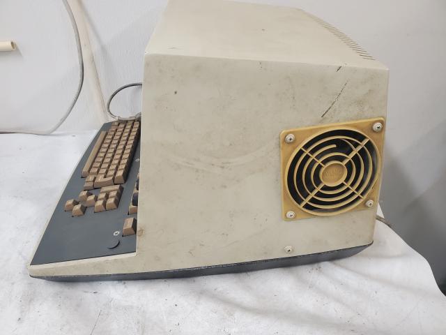 Wang 5536-3 Computer Terminal w/ Built-In Keyboard 11" Monitor 3905 ...