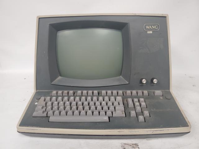 Wang 5506 11" Monitor Computer Terminal w/ Built-In Keyboard Image Bur ...